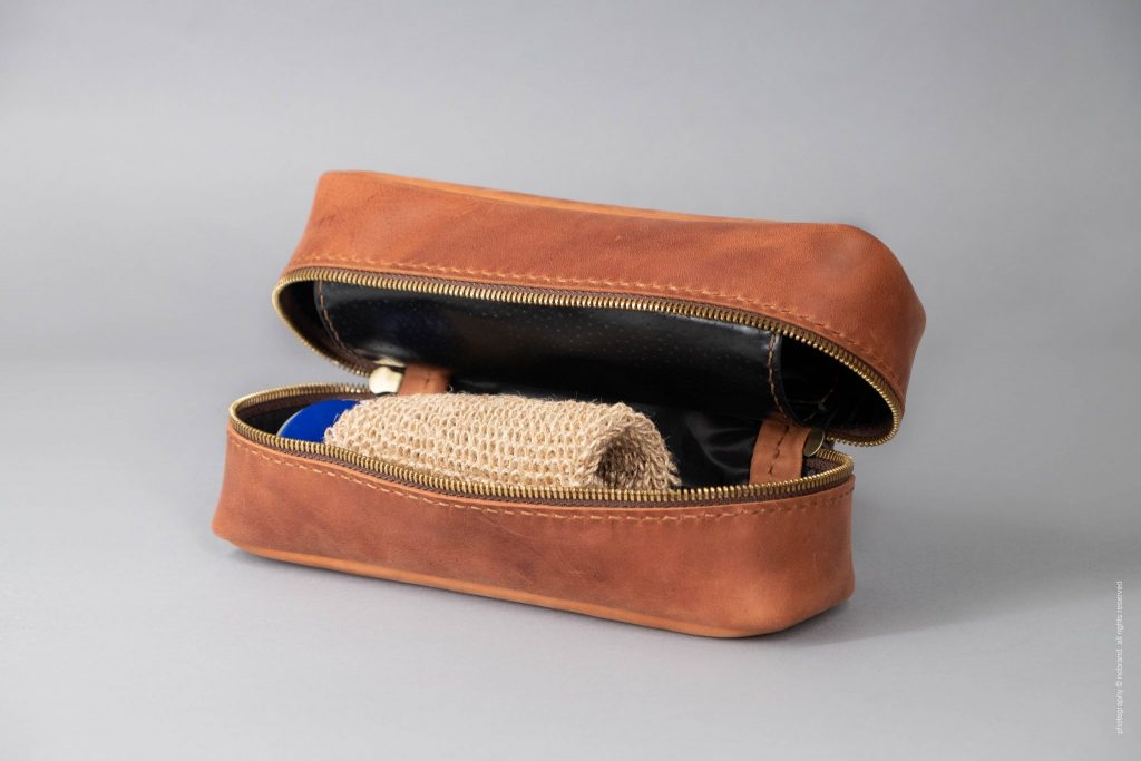Handmade Leather Dopp Kit - Personalize & Shop - nobrand.